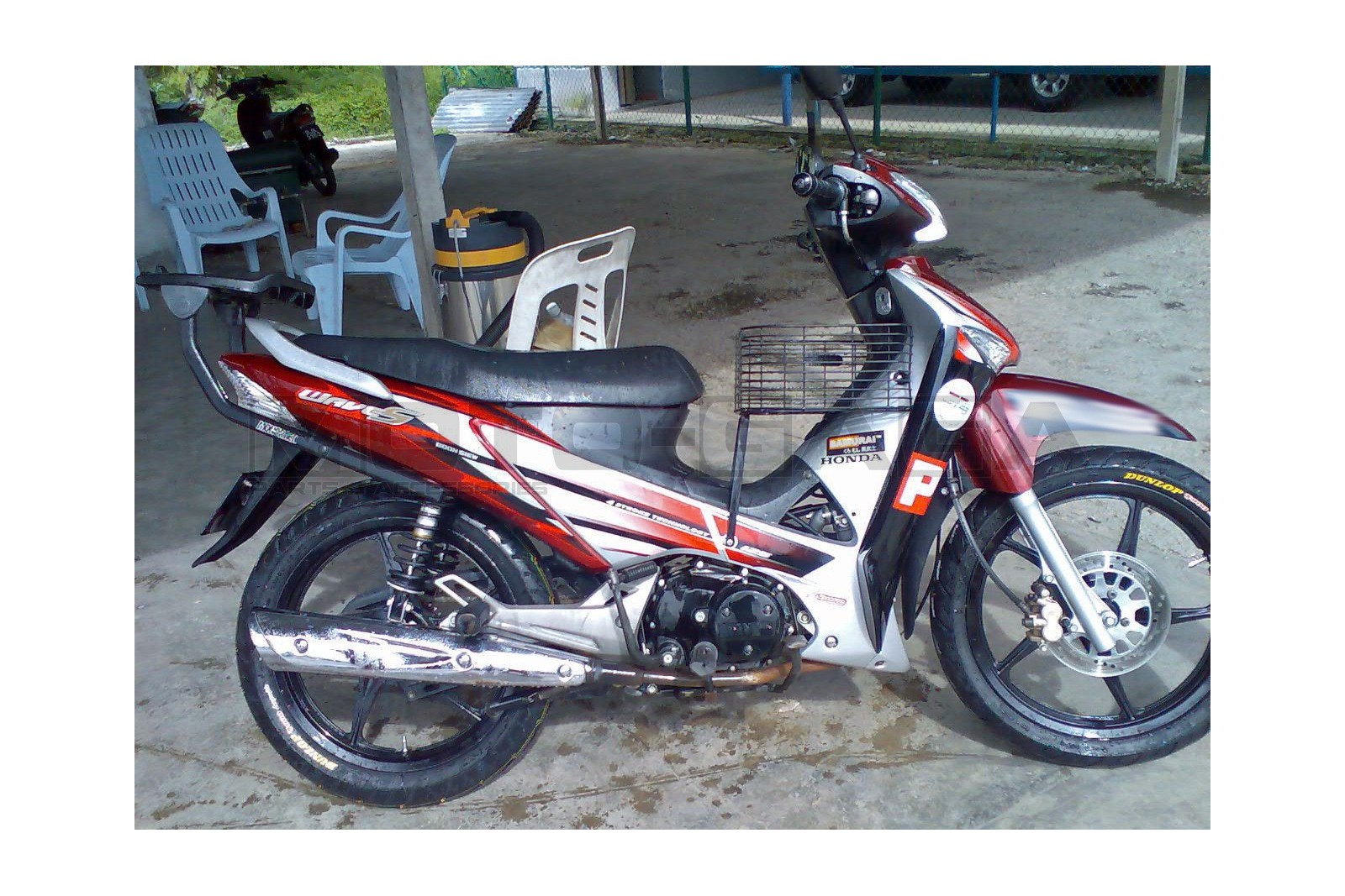 Honda Wave/Innova 125 Metal Leg Shield Luggage Basket